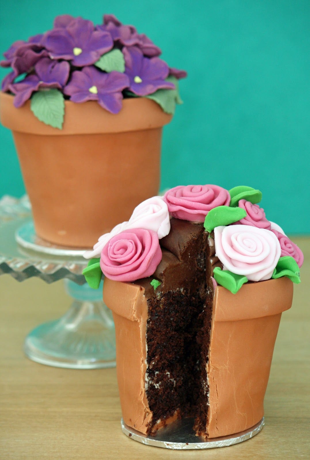 Master Chef with Celebrated Pastry Chef Padua Player: Opulent Pots ...